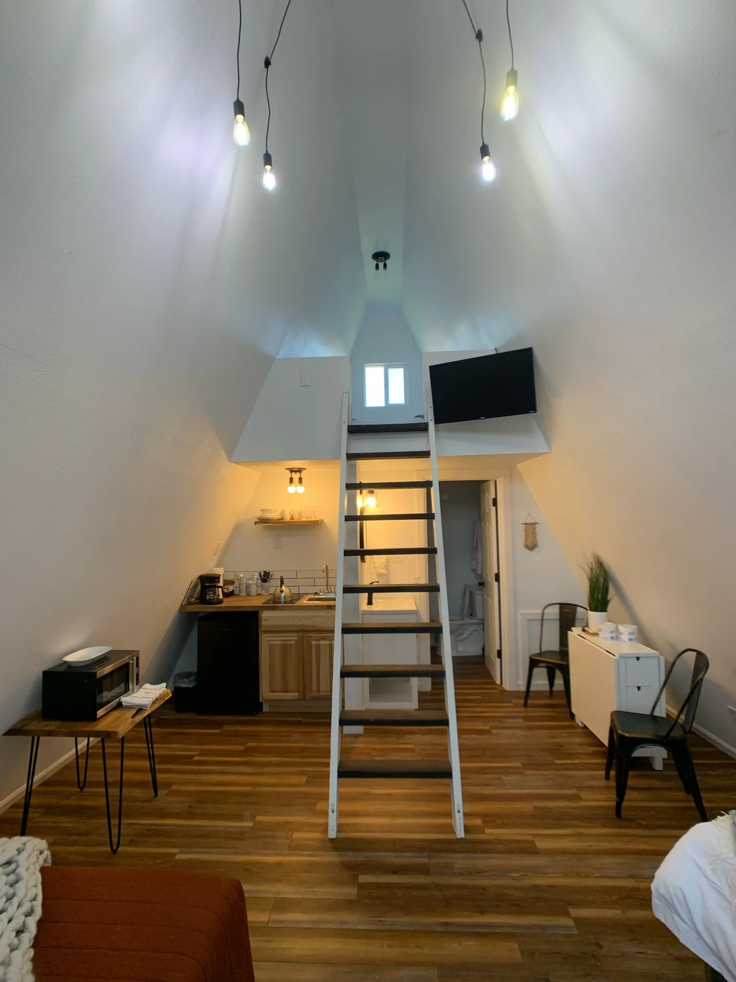 Charming Motel Rooms, Cabins and A-Frames in downtown Meeker ...