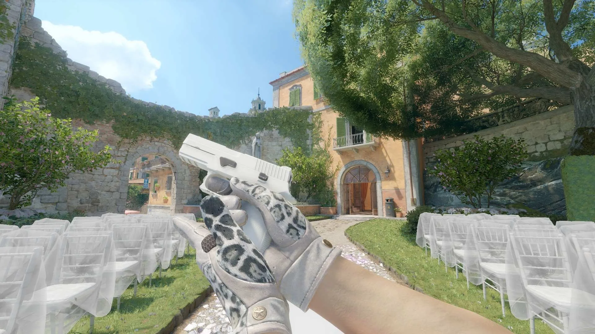 White CS2 Loadout — GamerPay Blog