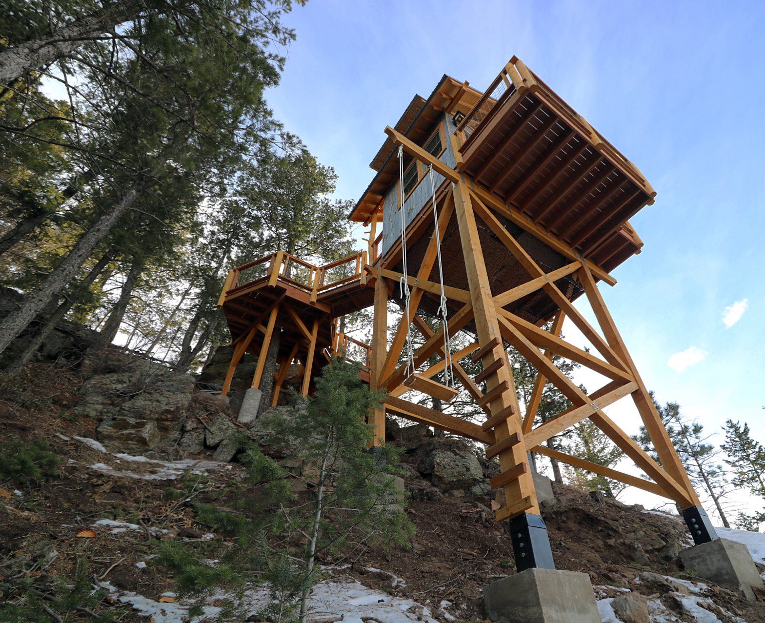 Lookout — Treecraft Design-Build Custom Treehouses