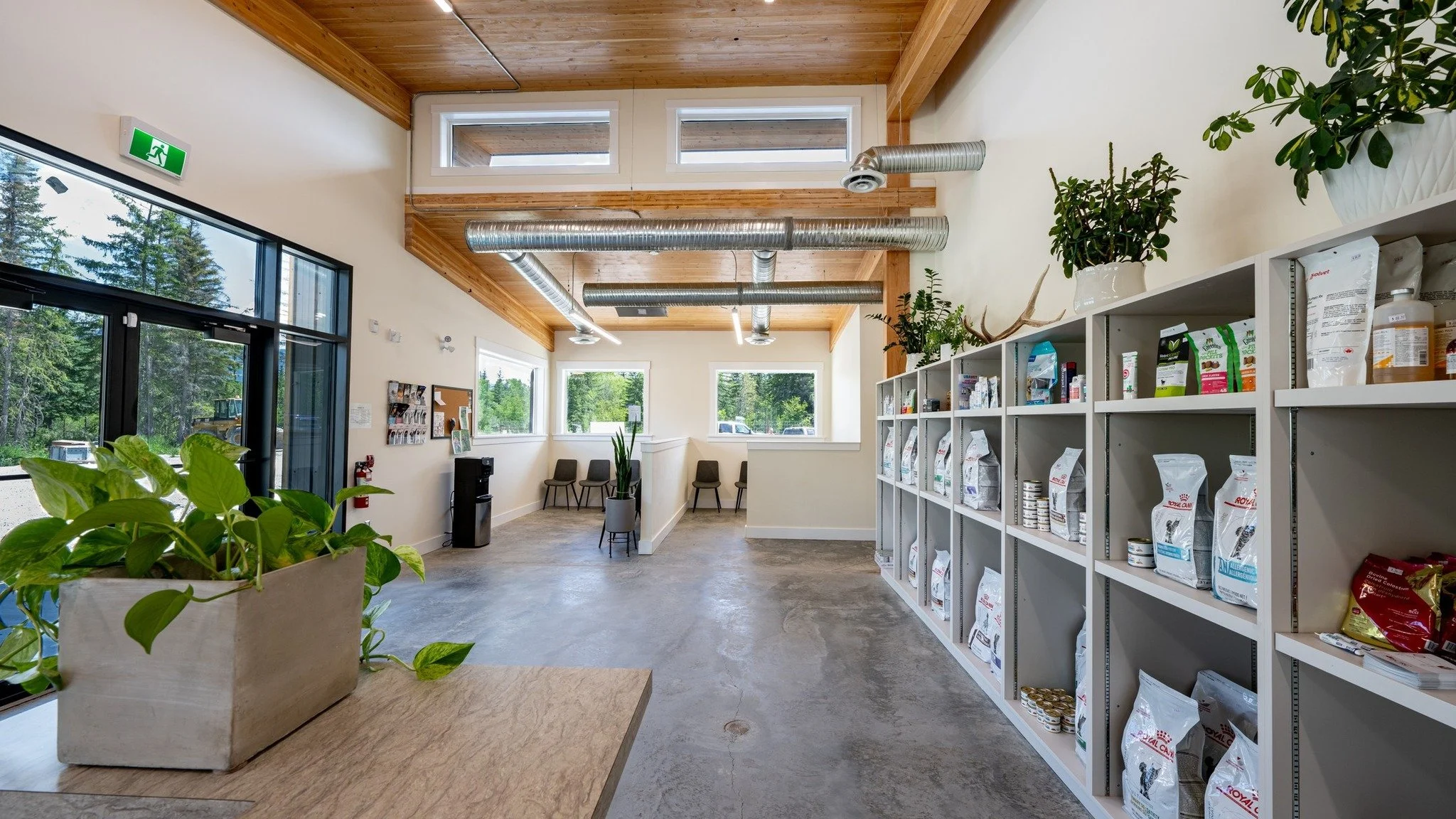Columbia Valley Veterinary Clinic | Schedule Care Today