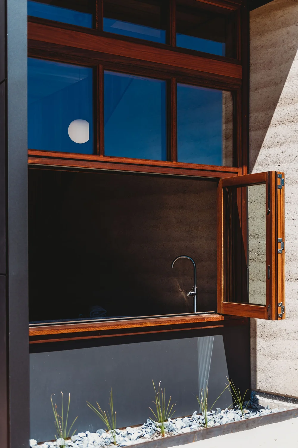 Basalt Accommodation Orange Architect — Cameron Anderson Architects ...