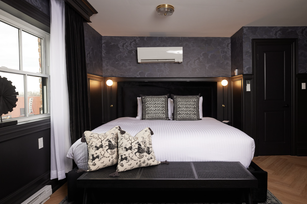 Book Dorchester Guest Rooms — The Dorchester