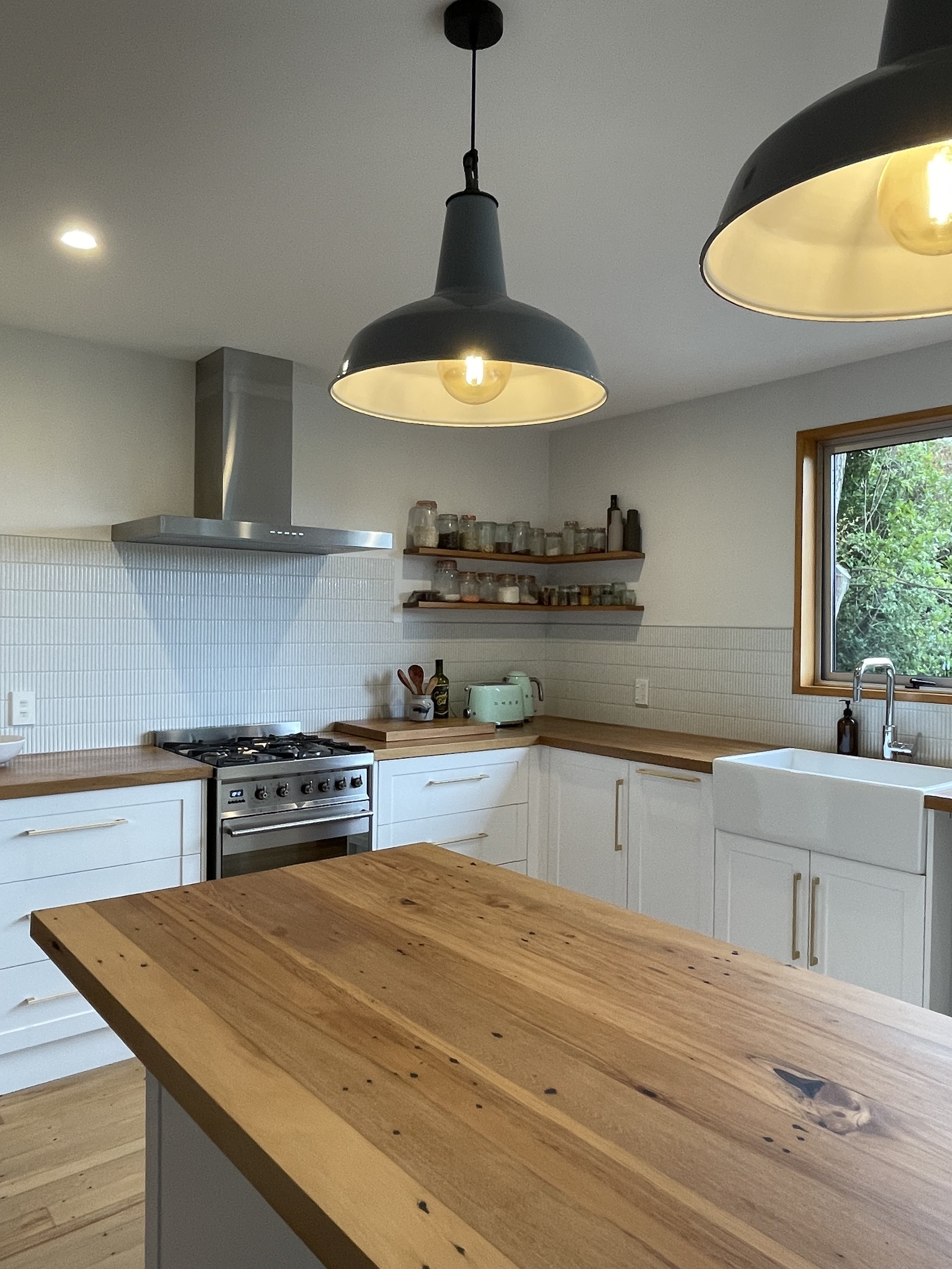 Coastal Calm | Farmhouse Kitchen Dunedin