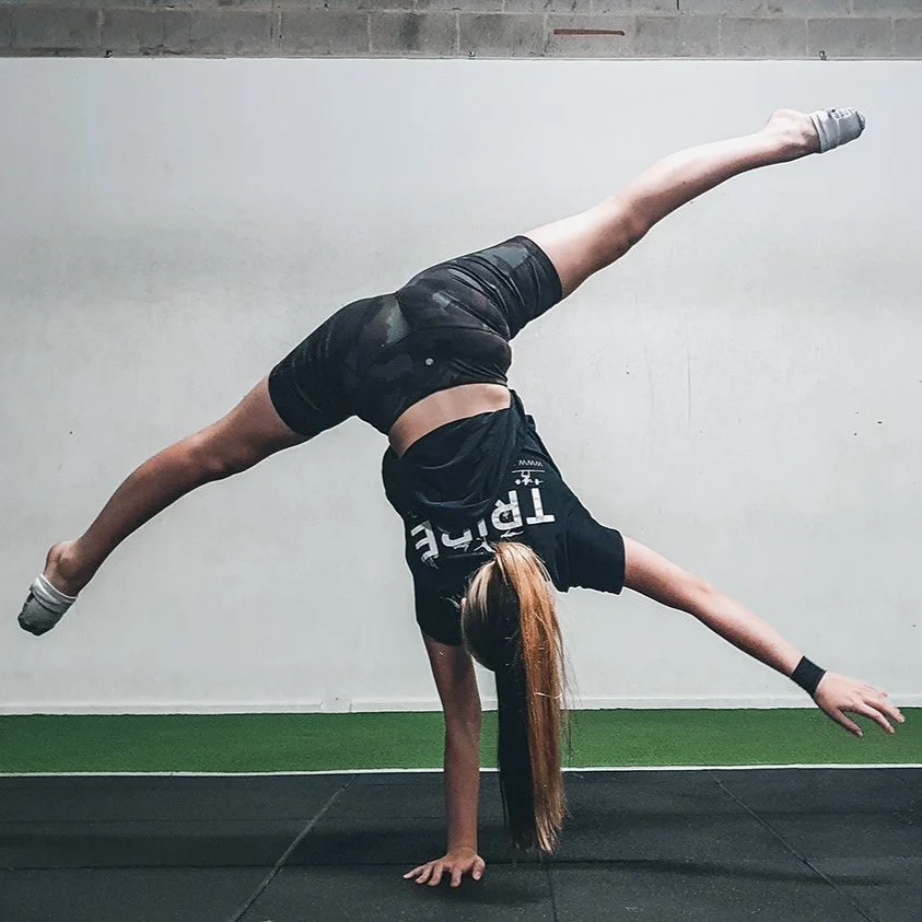 Strength, Flexibility and Handstand Classes | Cairns, Australia ...
