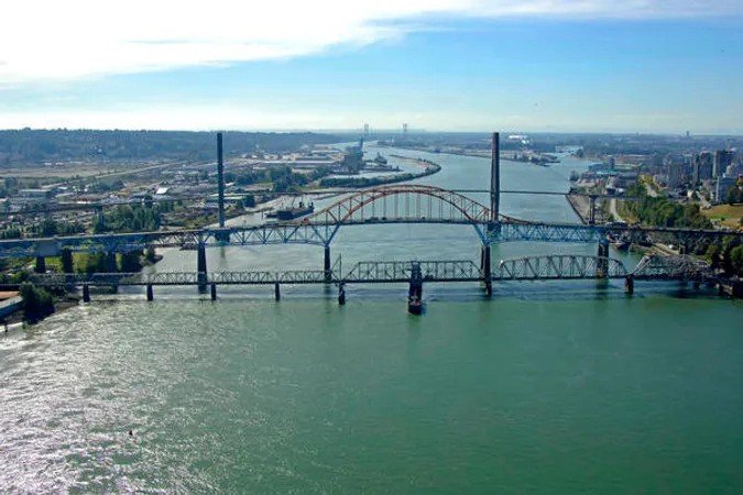 Fraser River — S.S. Sicamous Marine Heritage Park