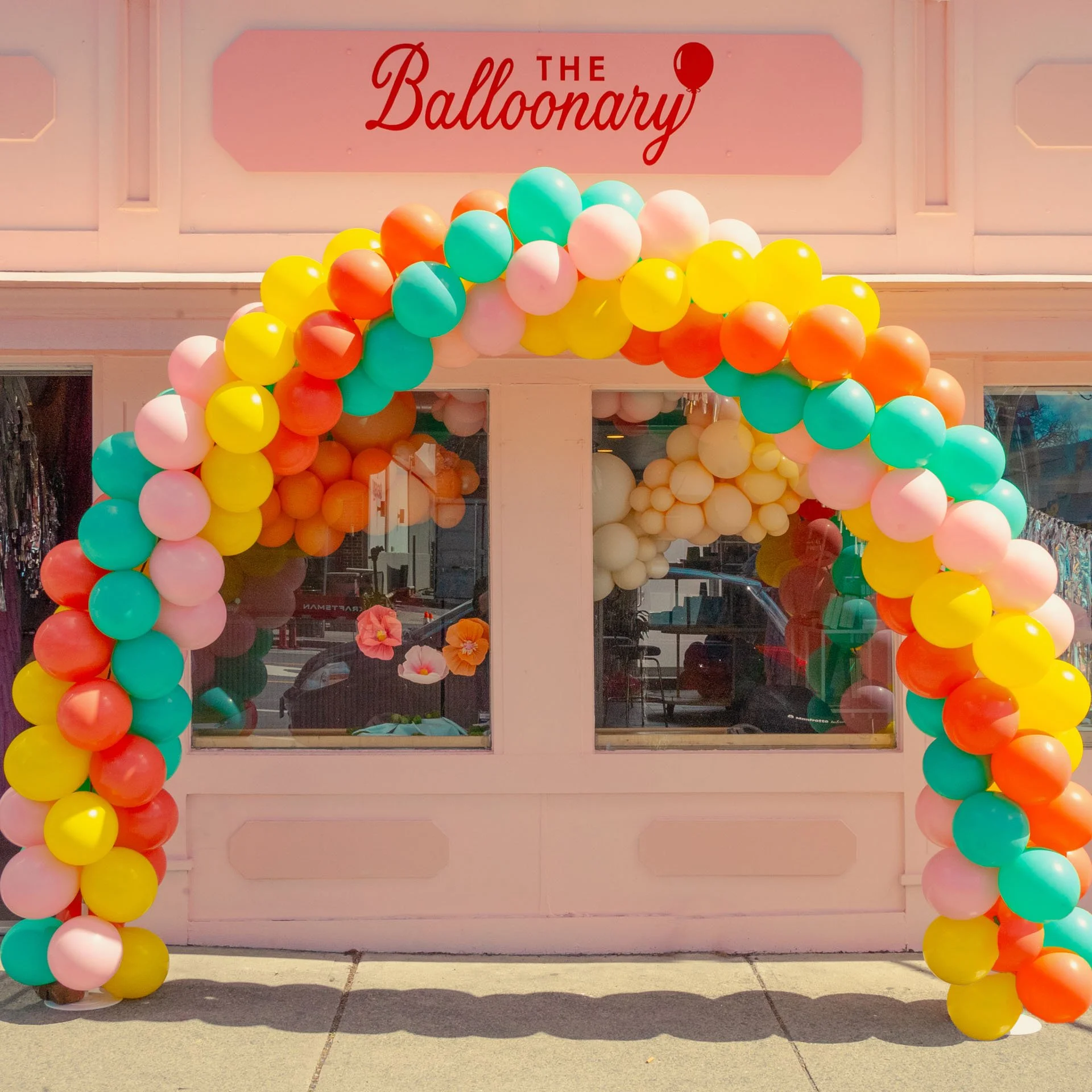 Custom, DIY Balloon Installations — The Balloonary