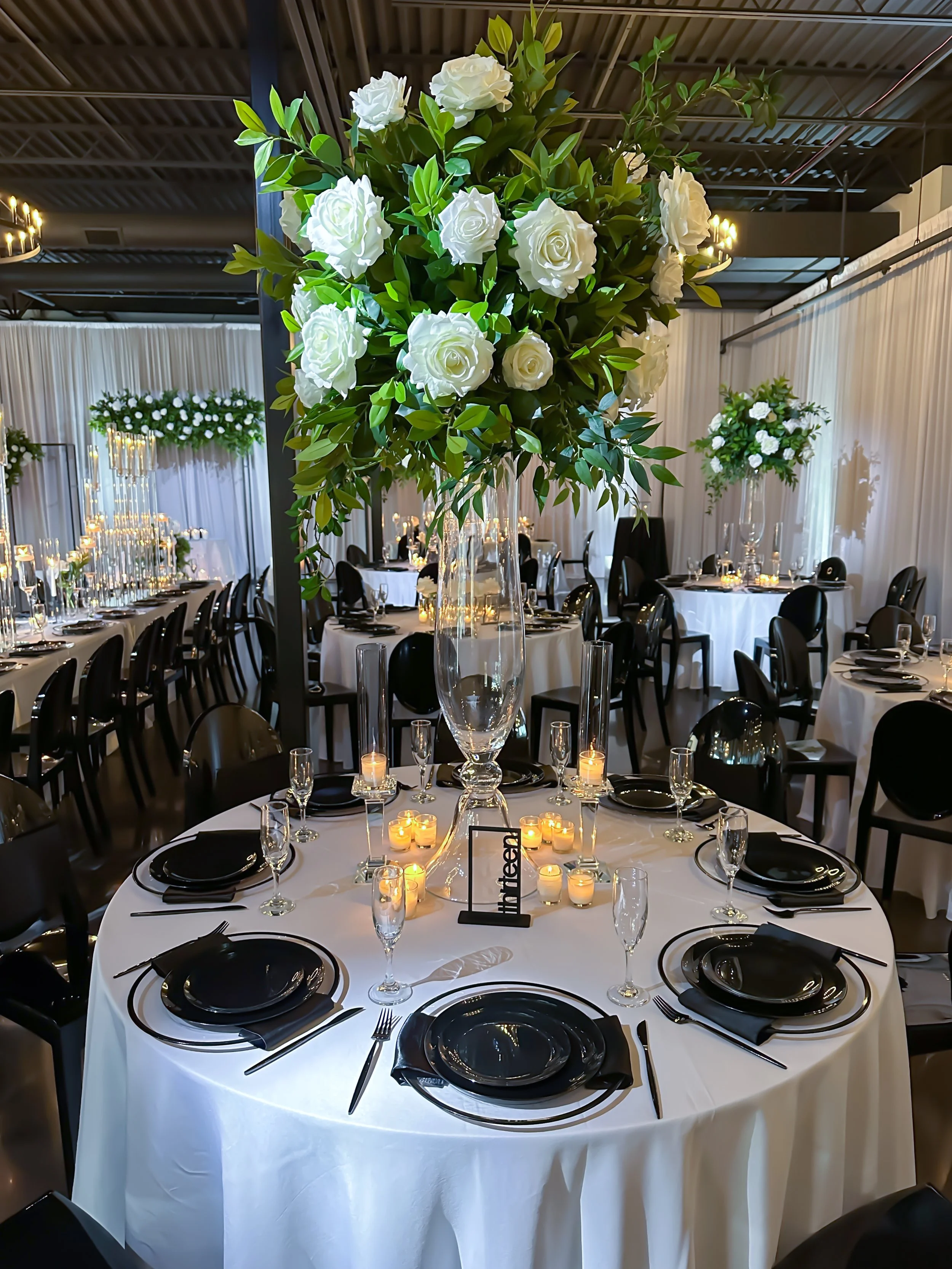 CENTERPIECES — CHAIR LUXE | St. Louis