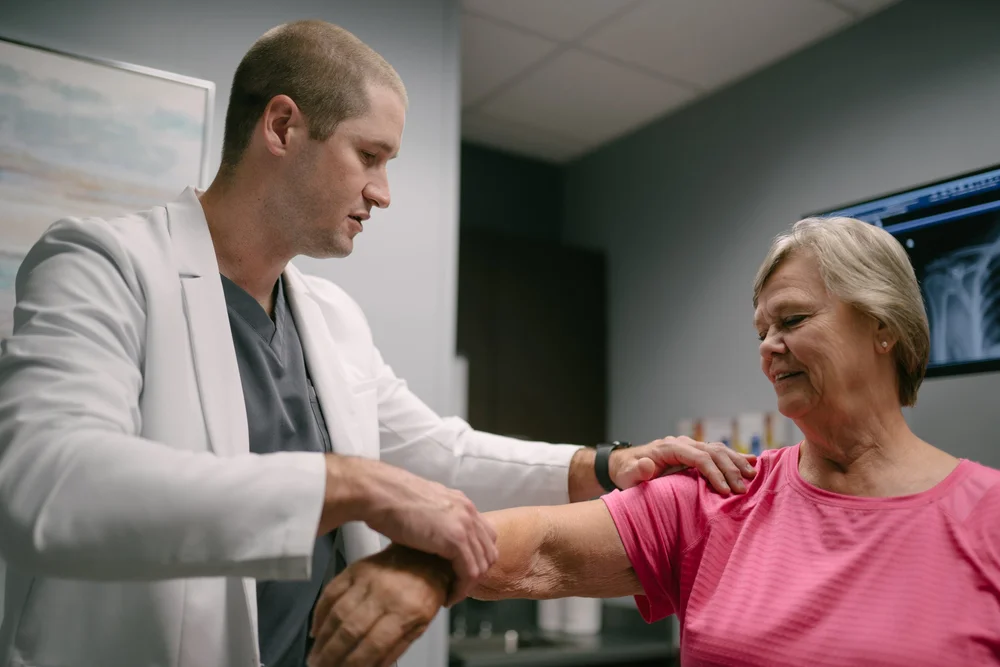 Cody Covington, M.D. - Orthopedic Surgeon — Valor Medical Solutions