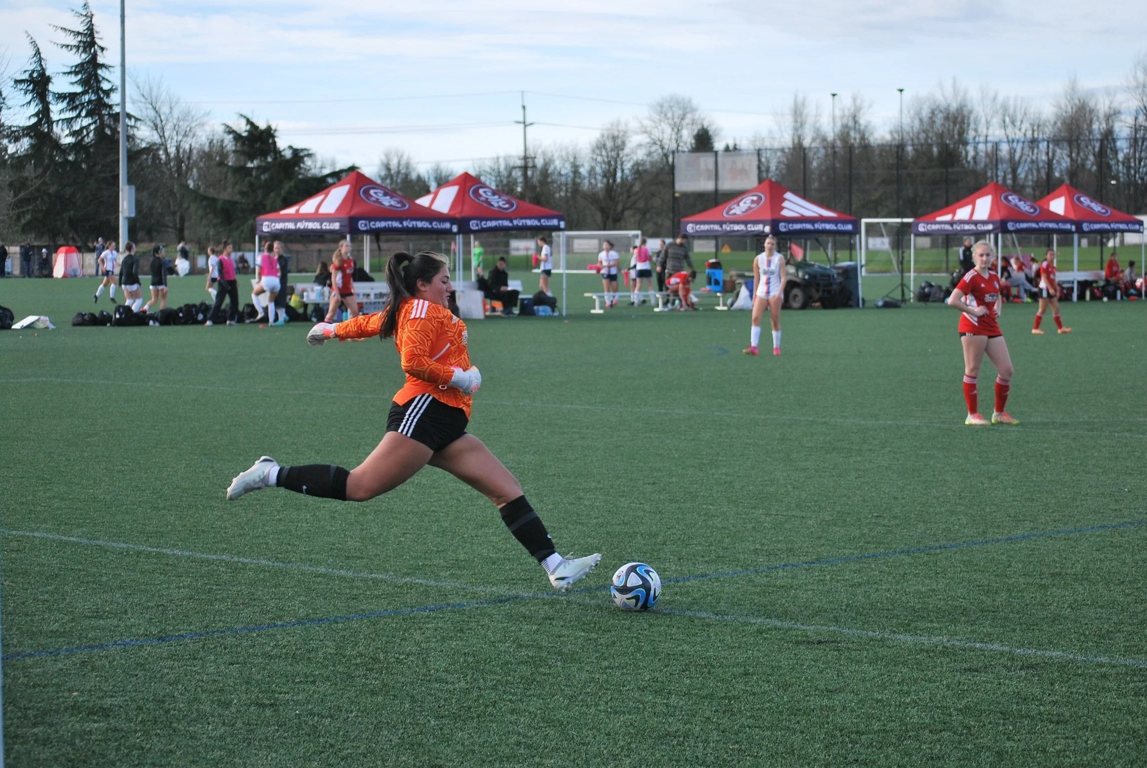 Girls Academy (U13-19) — Capital Futbol Club