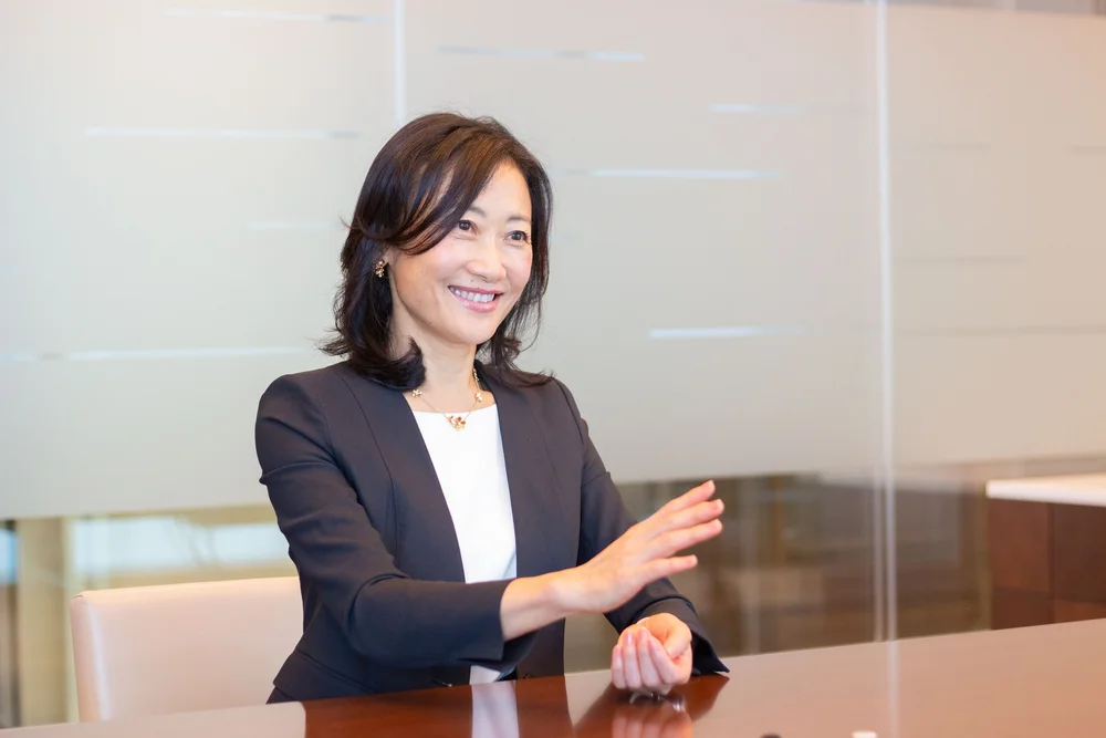 Bridge the Gap — The ACCJ Journal