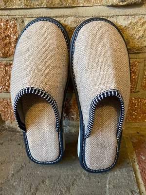 9 House Shoes To Keep Your Feet (And Your Floors) Sparkly Clean — The ...