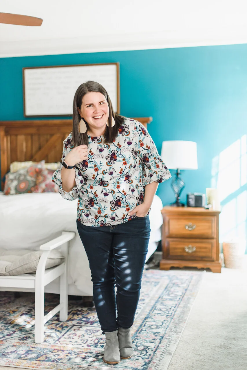 Week Of Outfits Series: A Week Of Wearing Only 7 Pieces For 7 Days With ...