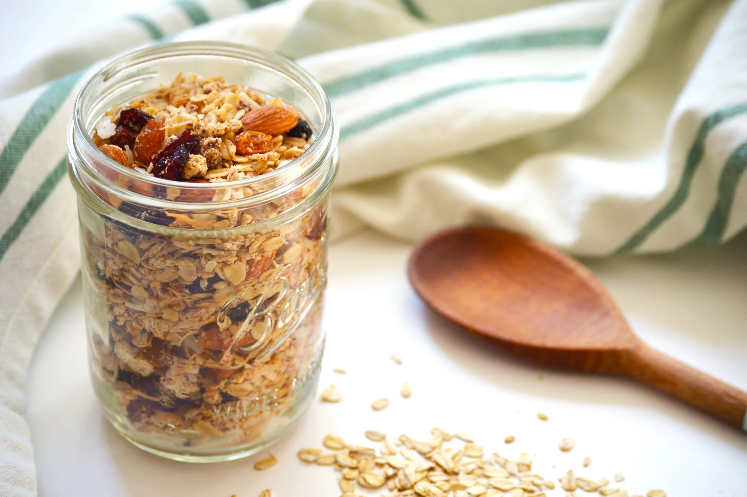 From Scratch: 8 All-Natural Kitchen Staples That You Can Make Yourself ...