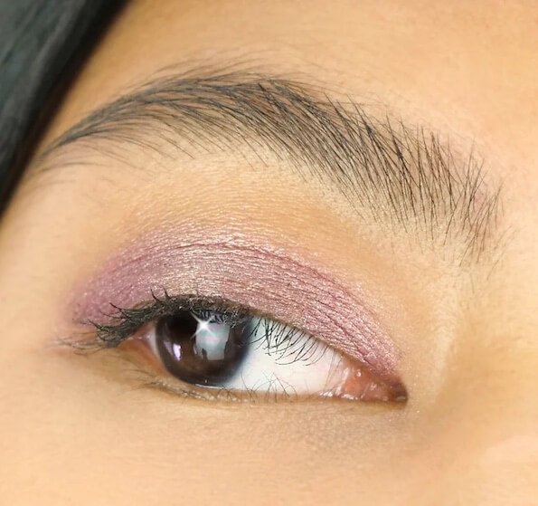 15 Organic Makeup Brands For Clean Cosmetics In 2023 — The Good Trade