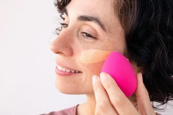 11 Best Natural Foundations Made With Organic Ingredients — The Good Trade