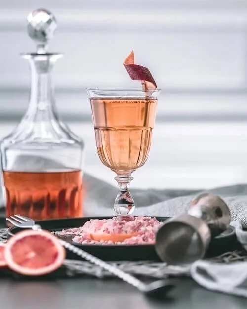 15 Best Non-Alcoholic Drinks For Sober Celebrations — The Good Trade
