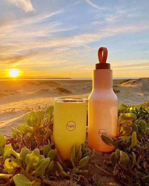 9 Eco-Friendly Water Bottles That Are Sleek and Sustainable — The Good ...