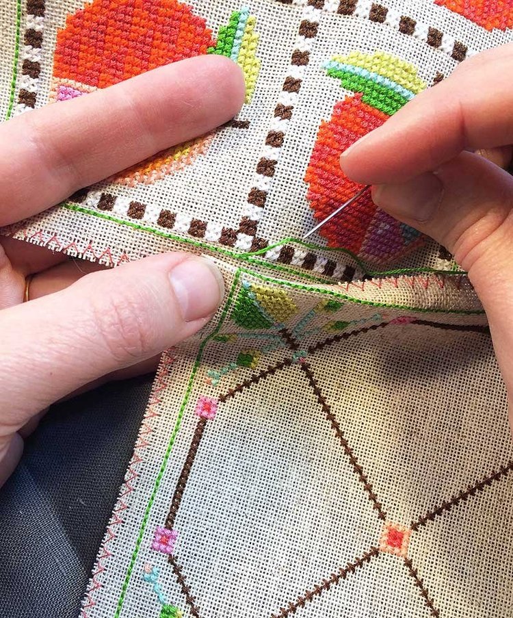 Biscornu Tutorial — Satsuma Street