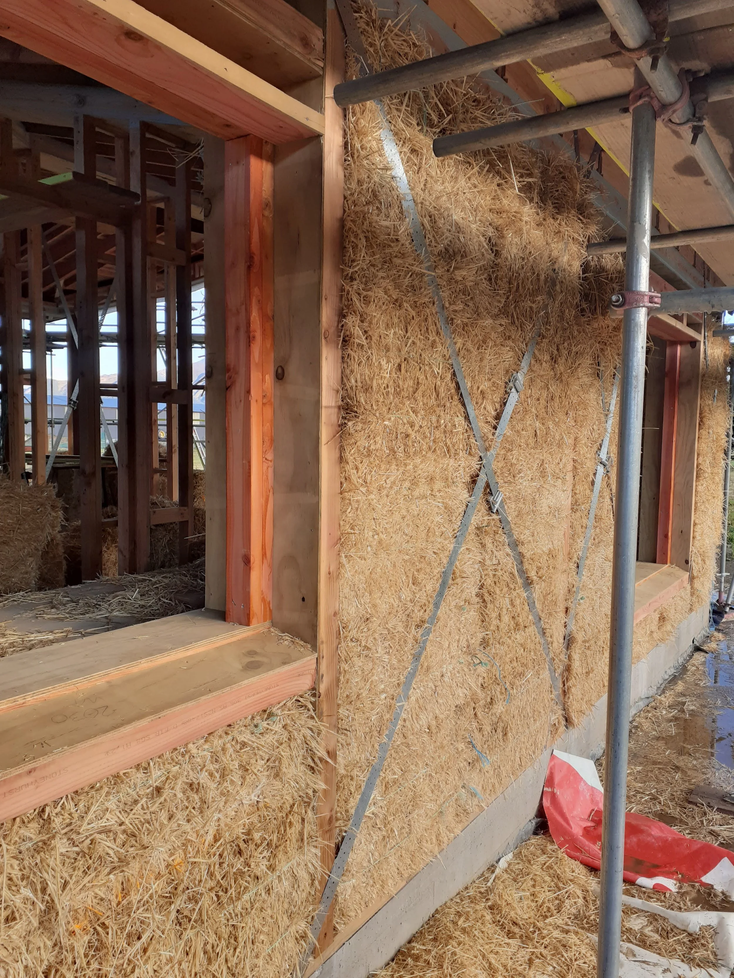 About Us — StrawSIPS High Performance Straw Wall System