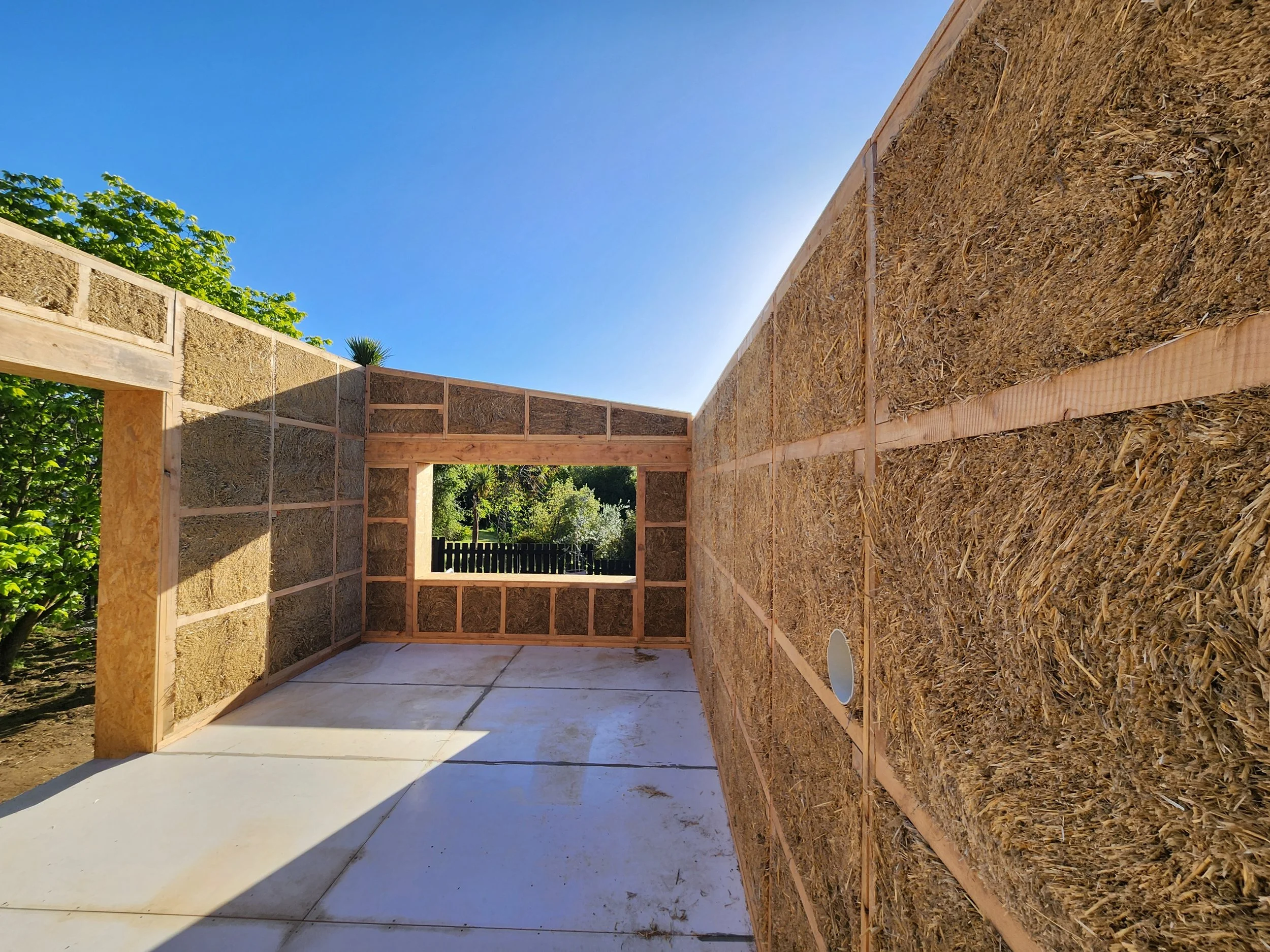 StrawSIPS - High Performance Structural Insulated Straw Wall System