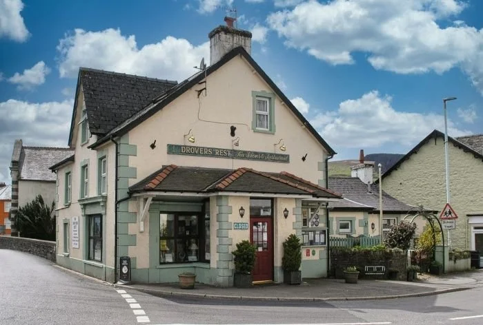 Food & Drink — Riverside Caravan Park
