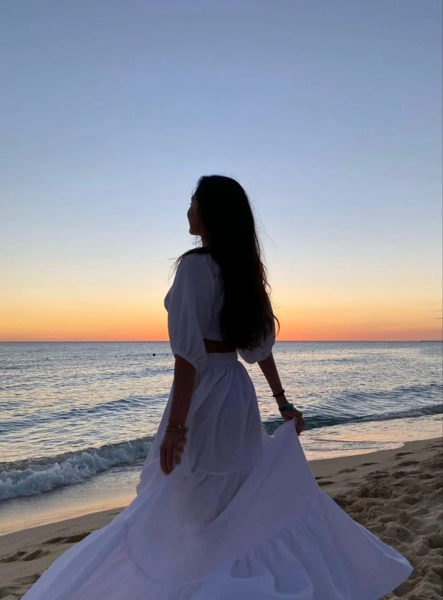 EVERYTHING YOU NEED TO KNOW ABOUT PROJECTORS — The Design Of You