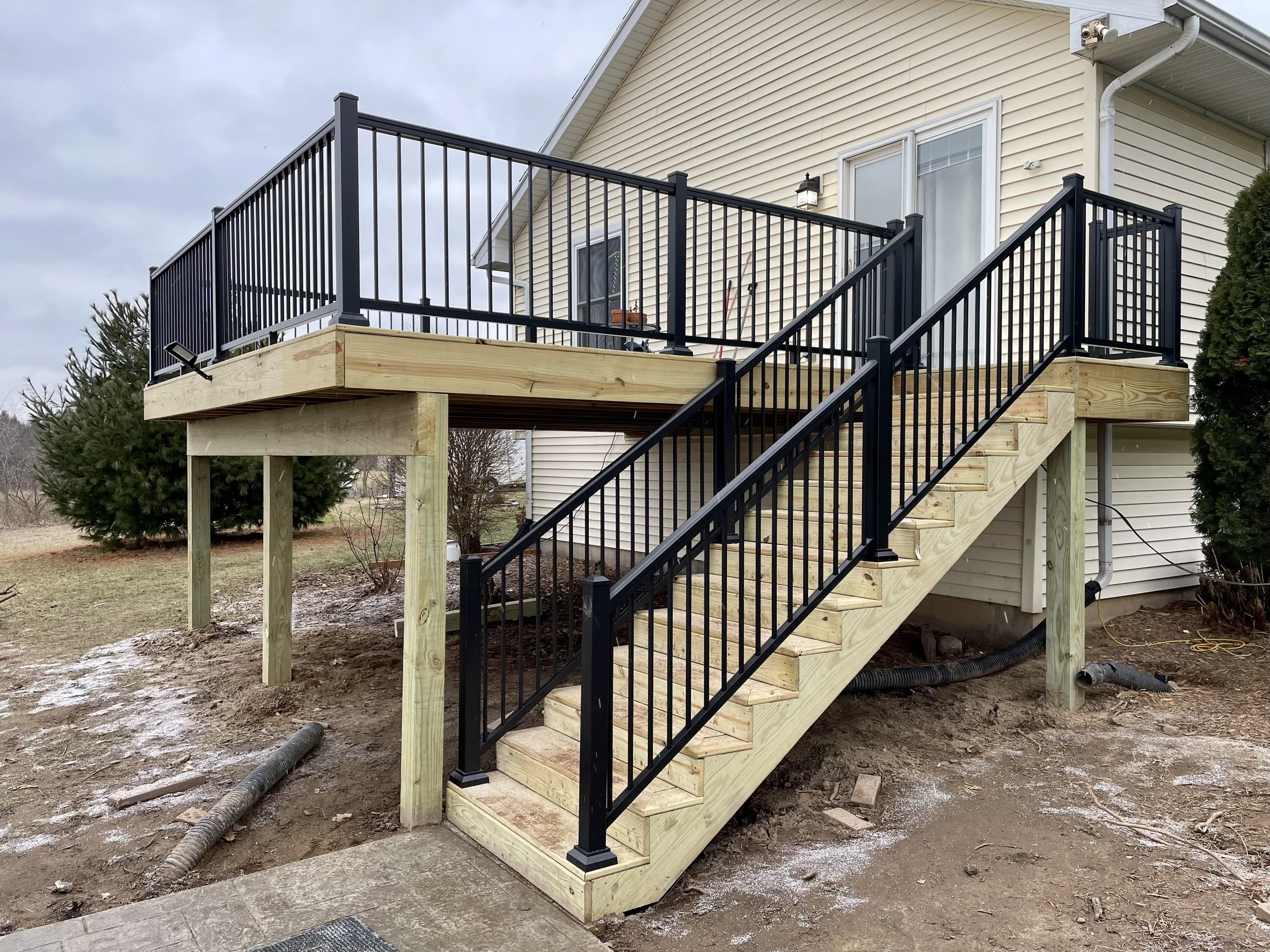 Deck Builder — Visionary Builders Inc - Mid-Michigan Roofing Company