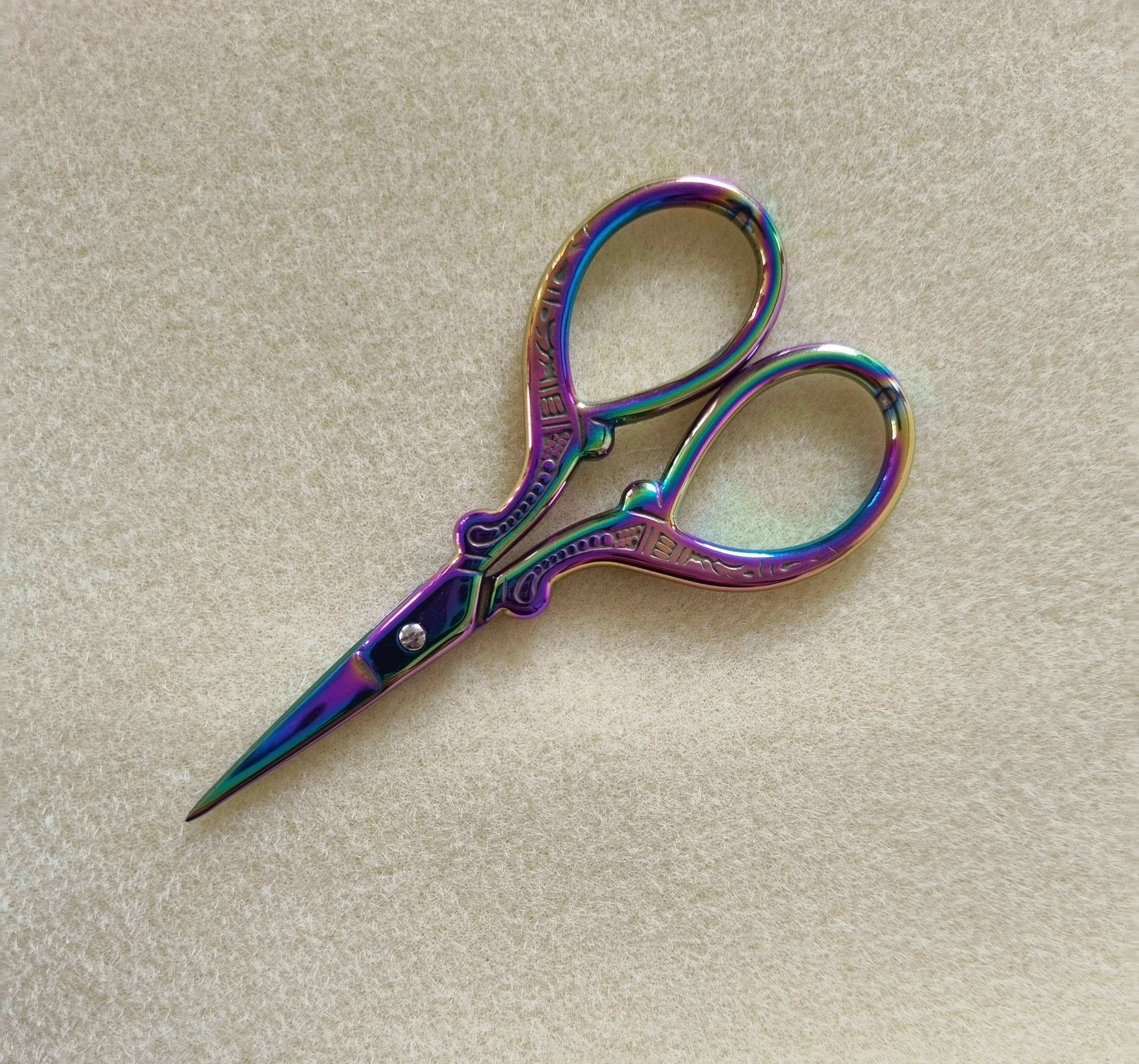 Scissors — Handmaiden