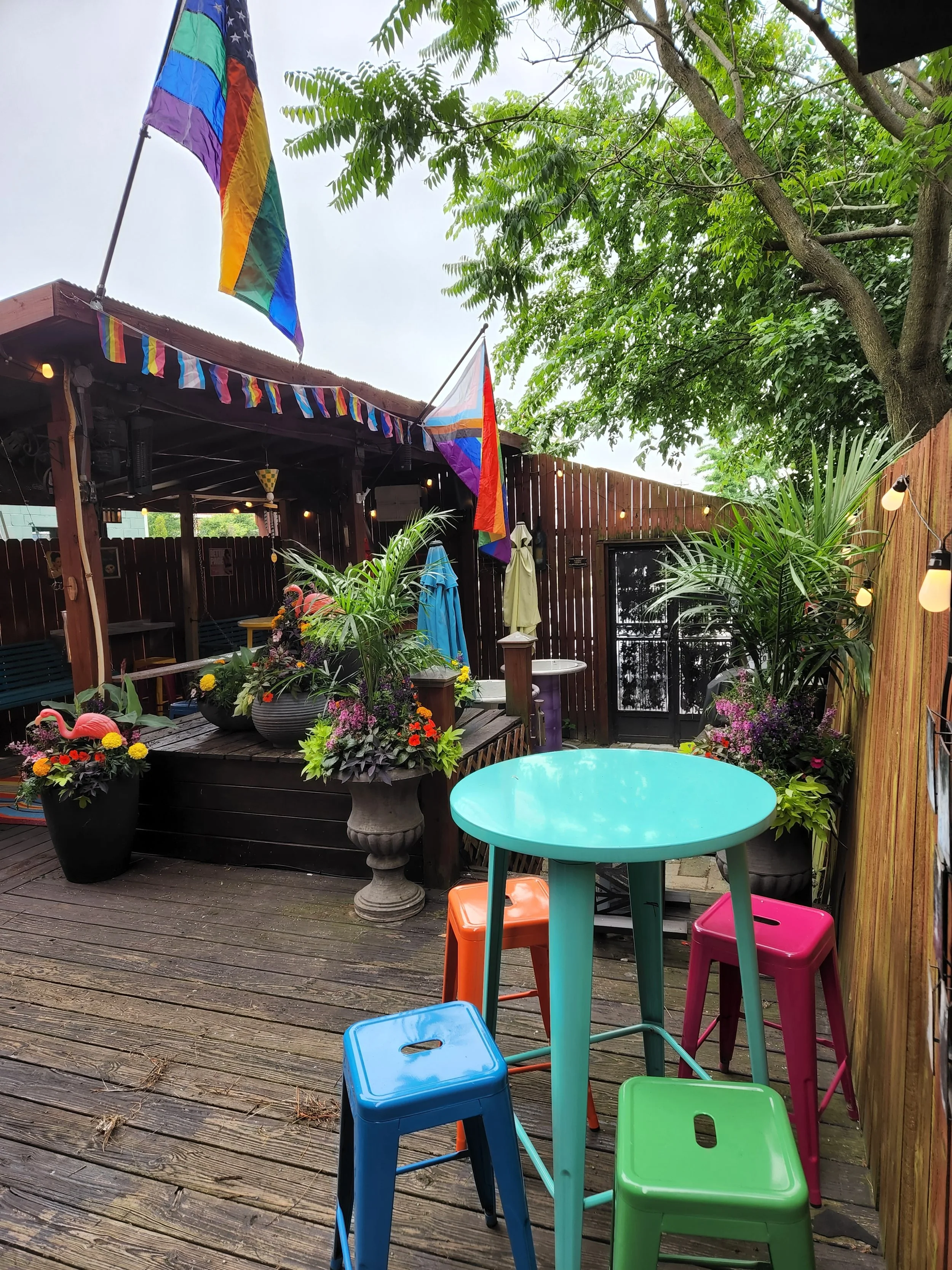Tillie's Lounge & Patio