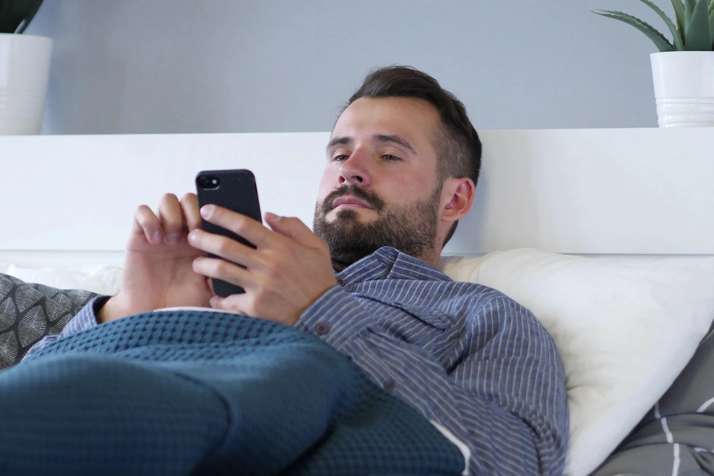 Technology and Sleep: Addressing Nighttime Waking Caused by Screen Time ...