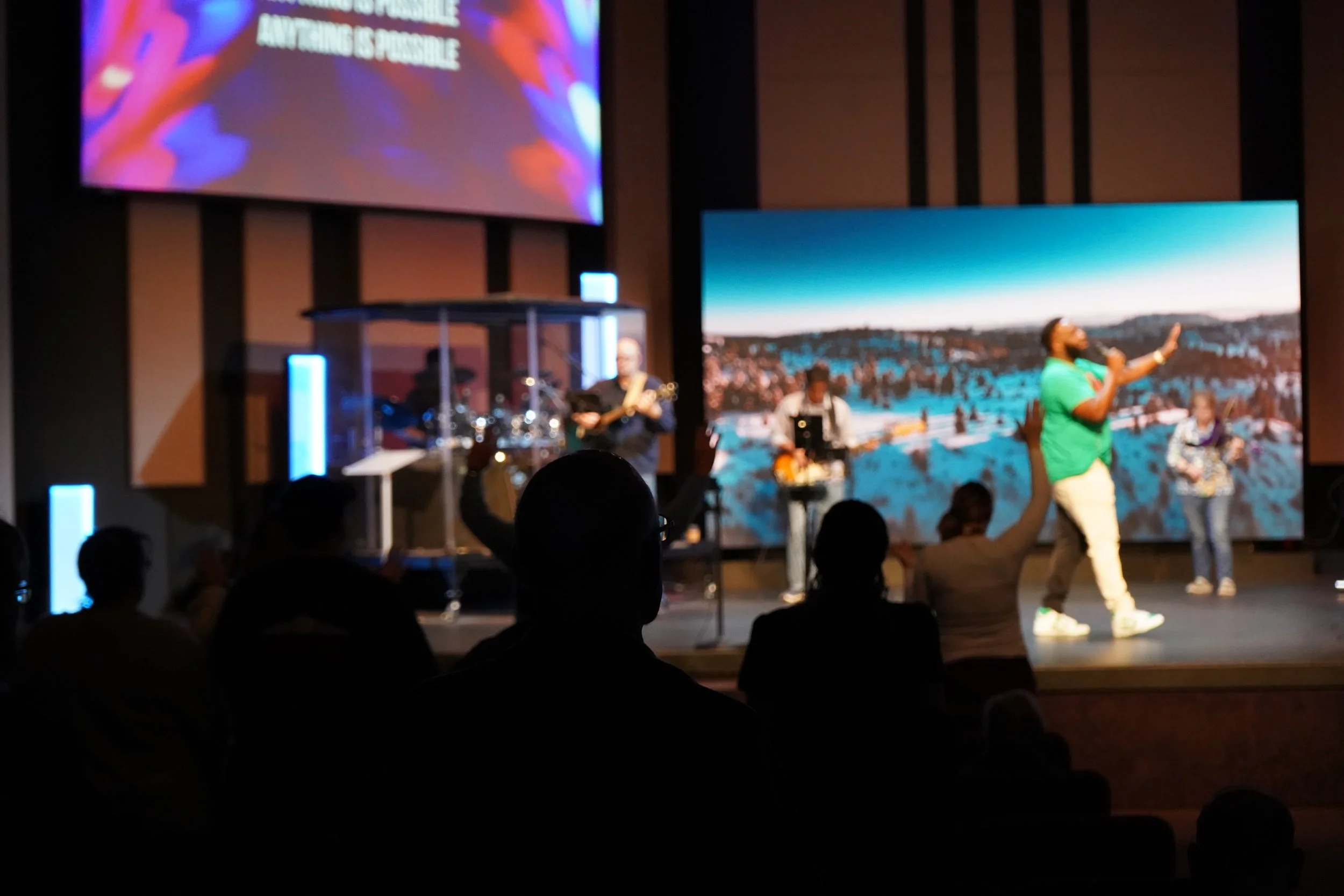 Life Church | Love God. Serve People. Give Life.