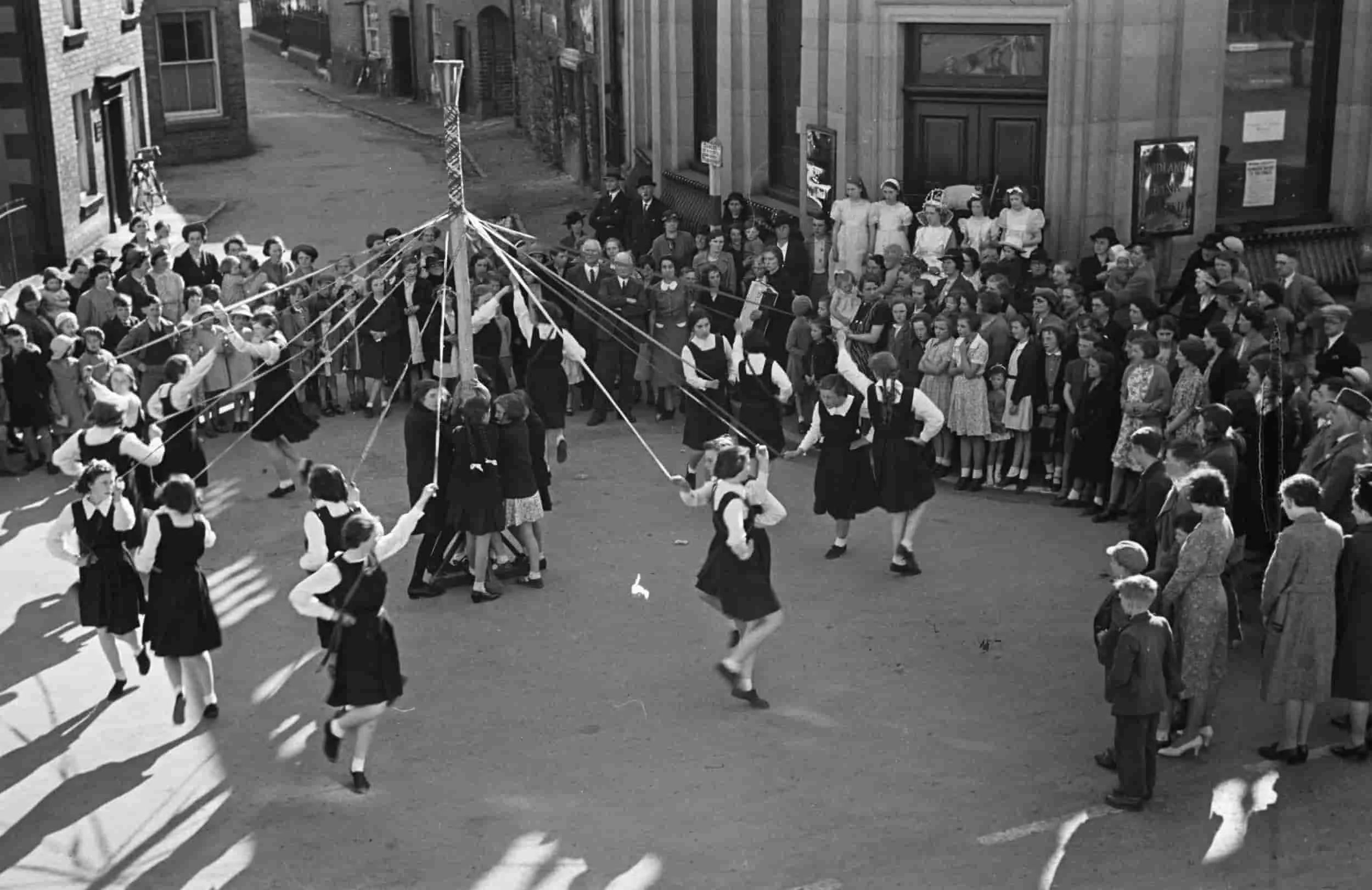 Getting Started with Folklore & Folklore Studies — H Y L D Y R