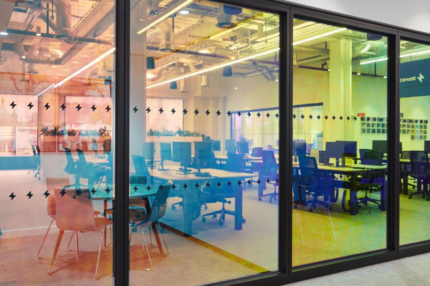 Levin – dichroic colour — Learn to Dream