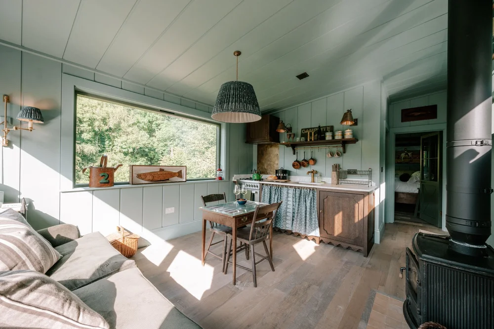 Cove Valley — Ukai Cabin, Devon UK