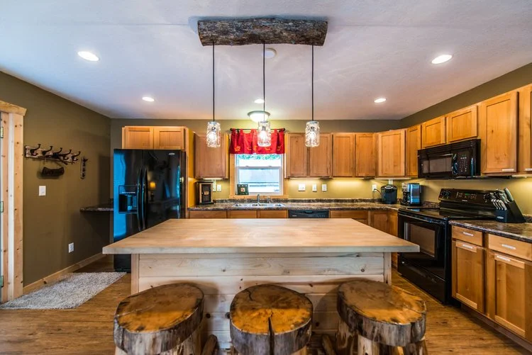 The "Up North" Feel — Up North Cabin rentals