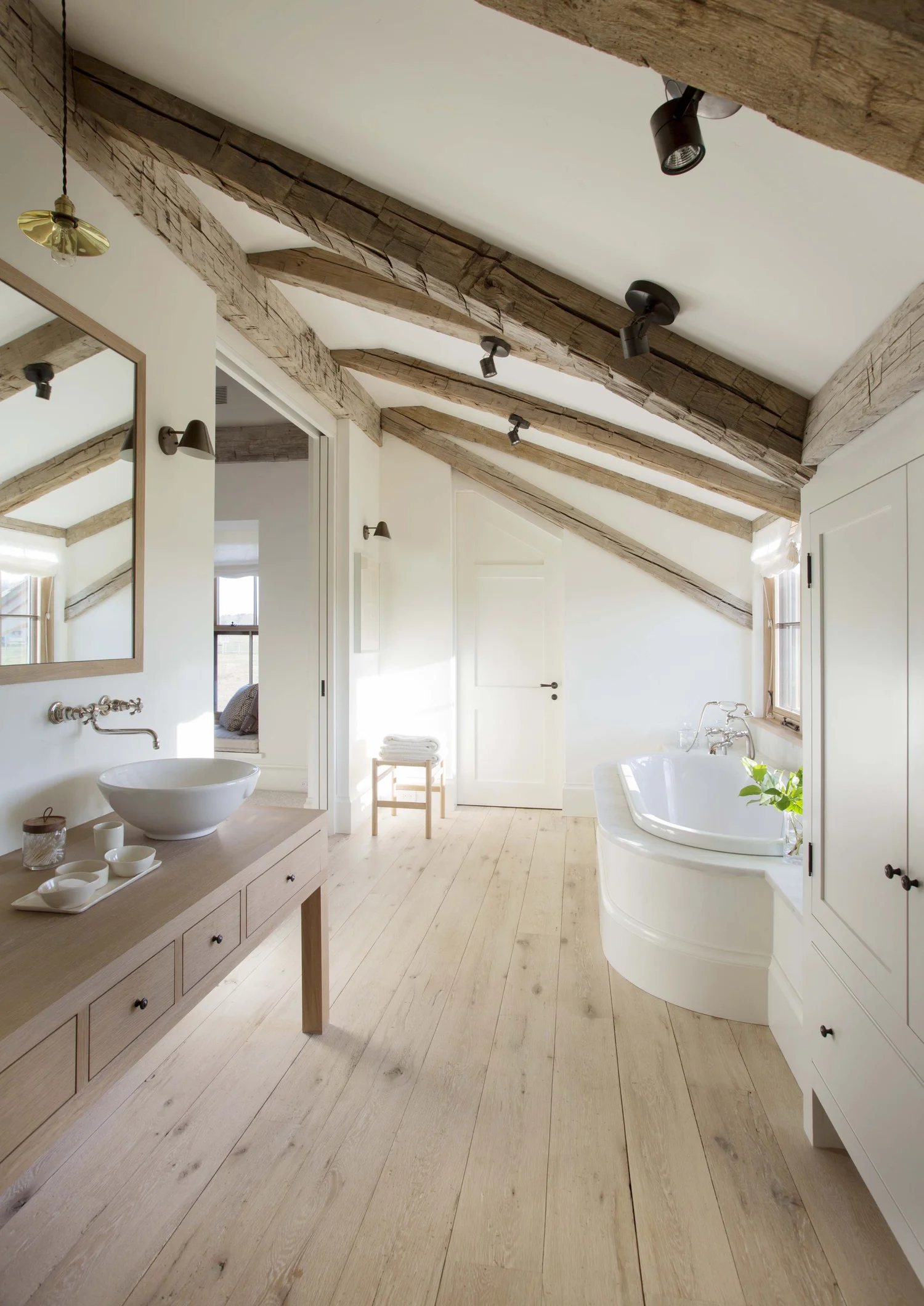 Martha's Vineyard Modern — Kathleen Walsh Interiors | NYC Interior ...