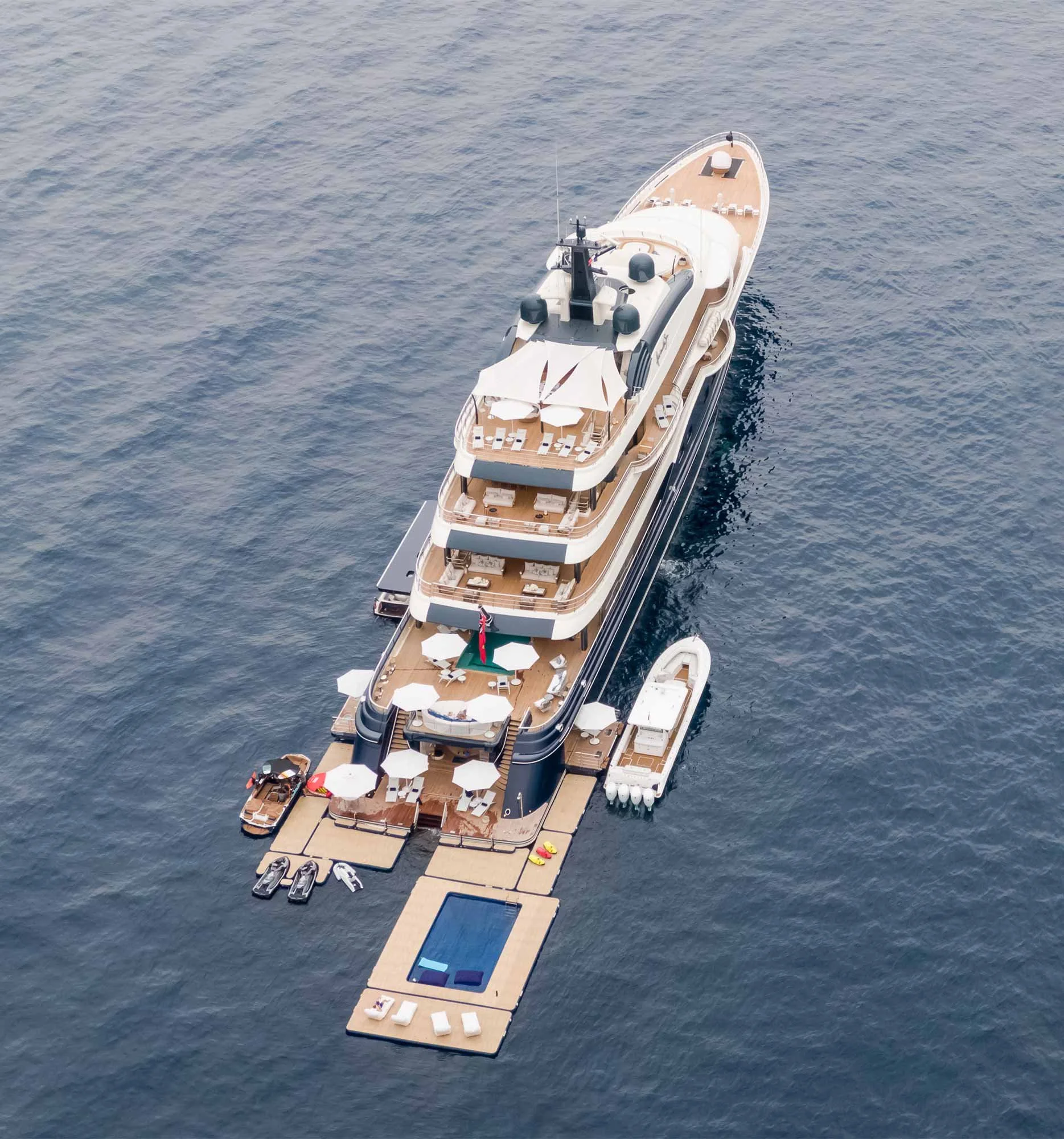 Inflatable Platforms and Docks for Superyachts | Live by the water