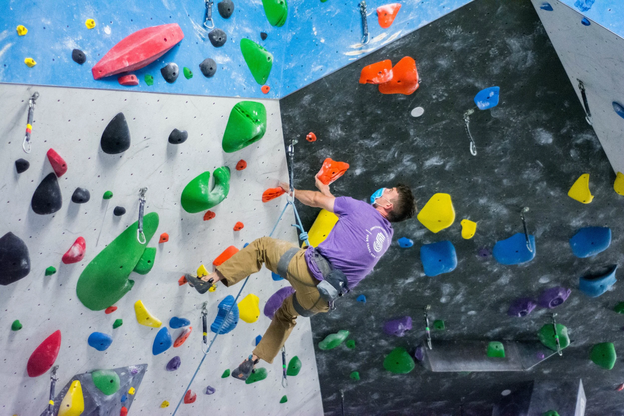 Lead Climbing Course | Junction Climbing Centre — Junction Climbing