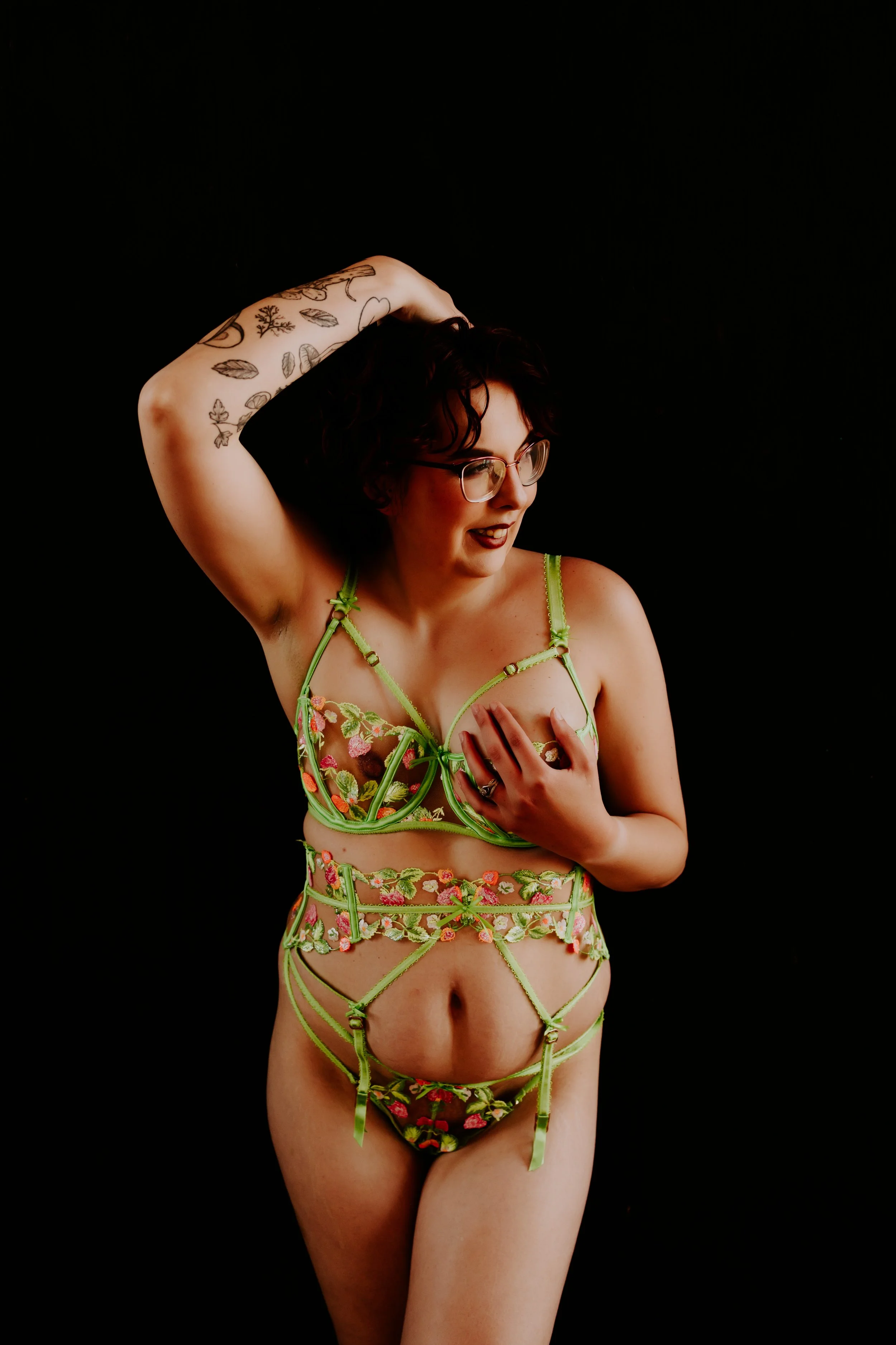 Sensual Self Love by Emma Early Photography // Columbus Ohio Boudoir ...