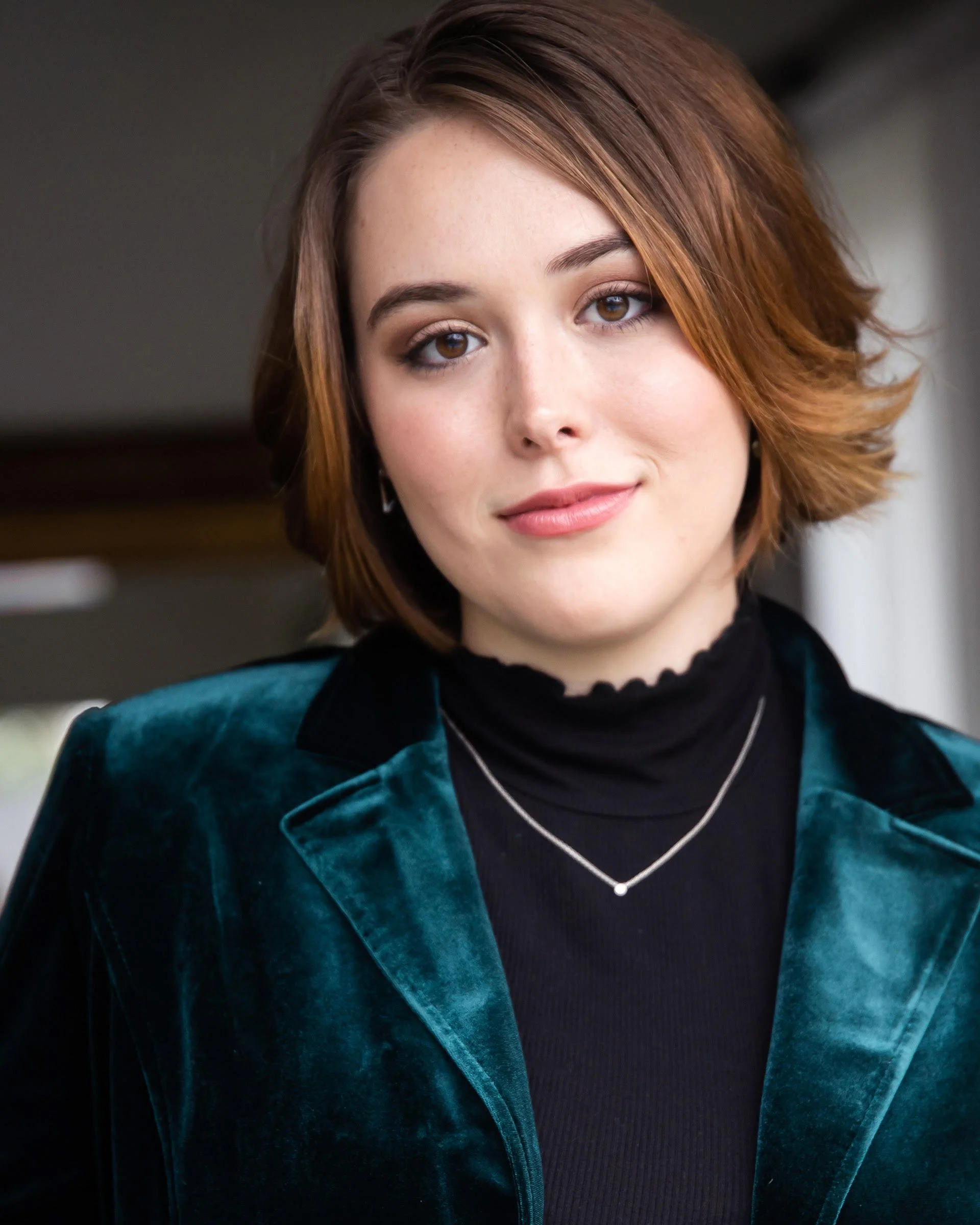 About 1 — Lucy Baker, mezzo-soprano