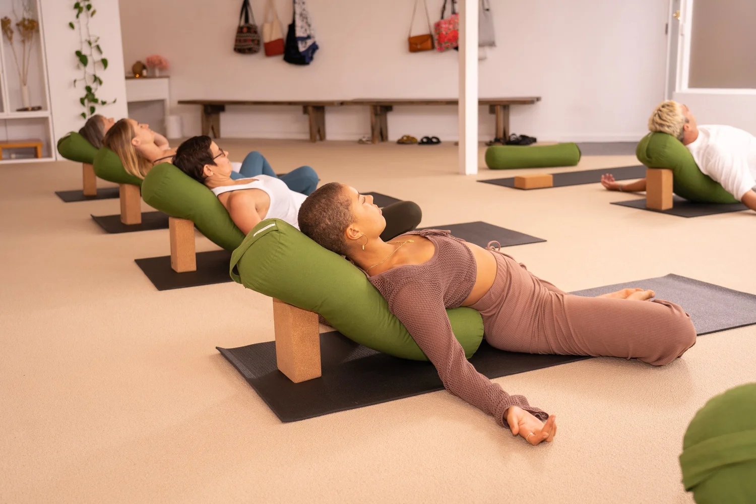 Boutique Yoga Studio | Home Yoga Classes | Hum Studio Sydney