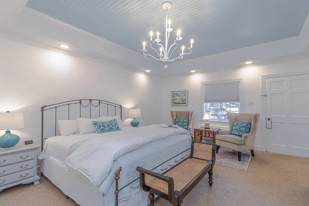 Elegant Rooms in Urbanna, VA - The Chesapeake Inn — The Chesapeake Inn