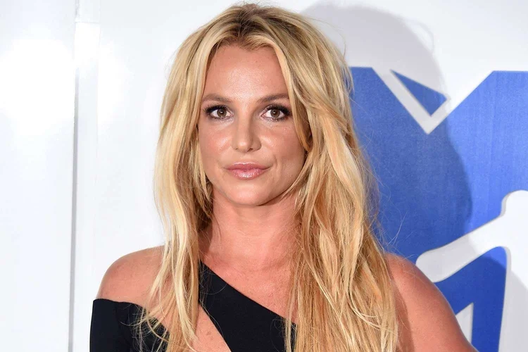 Britney Spears Sells Her Music Catalog in Landmark Deal Worth ...