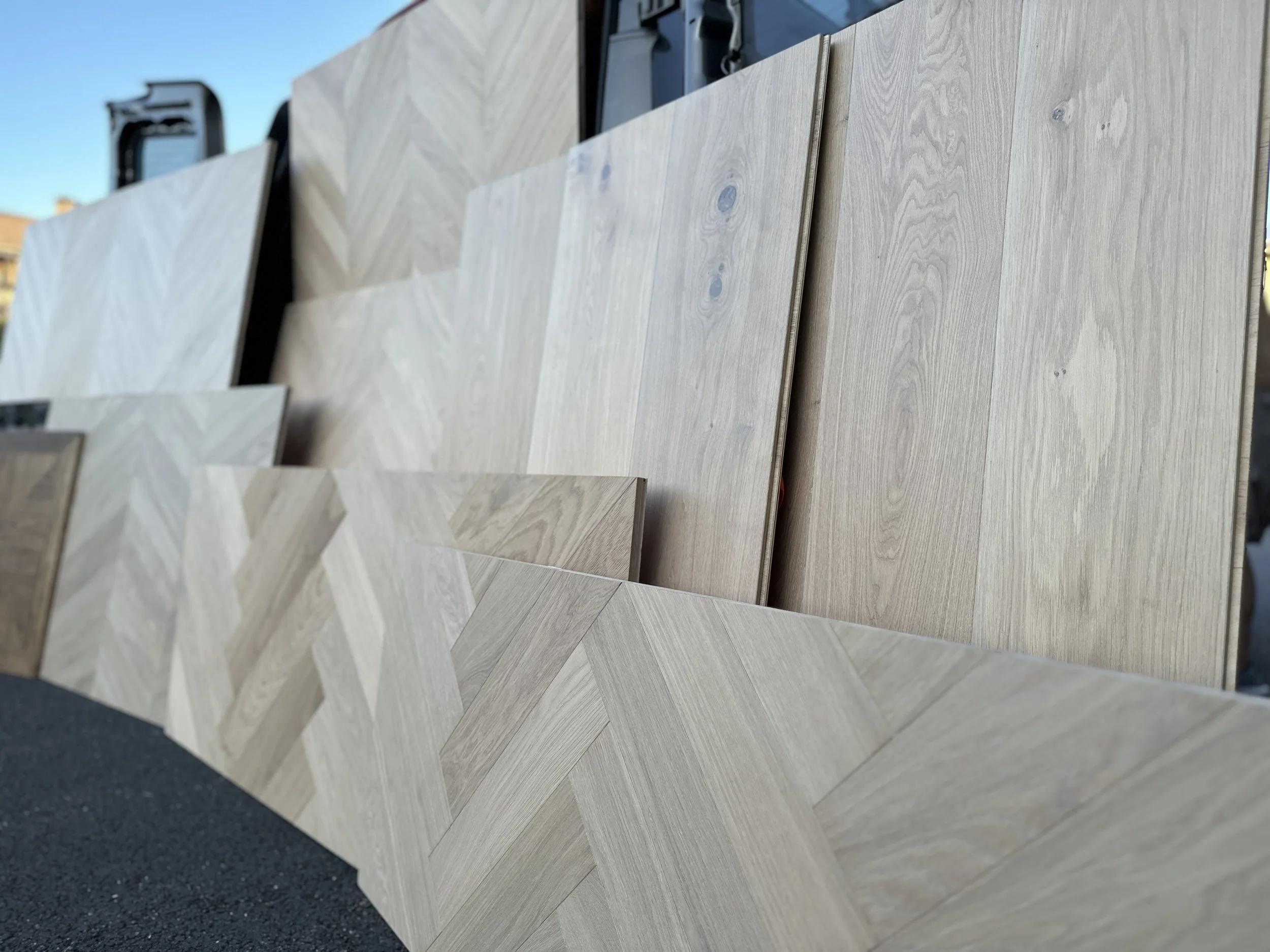 Vi tar vårt showroom hjem til deg! l Showroom — Kongelige Gulv