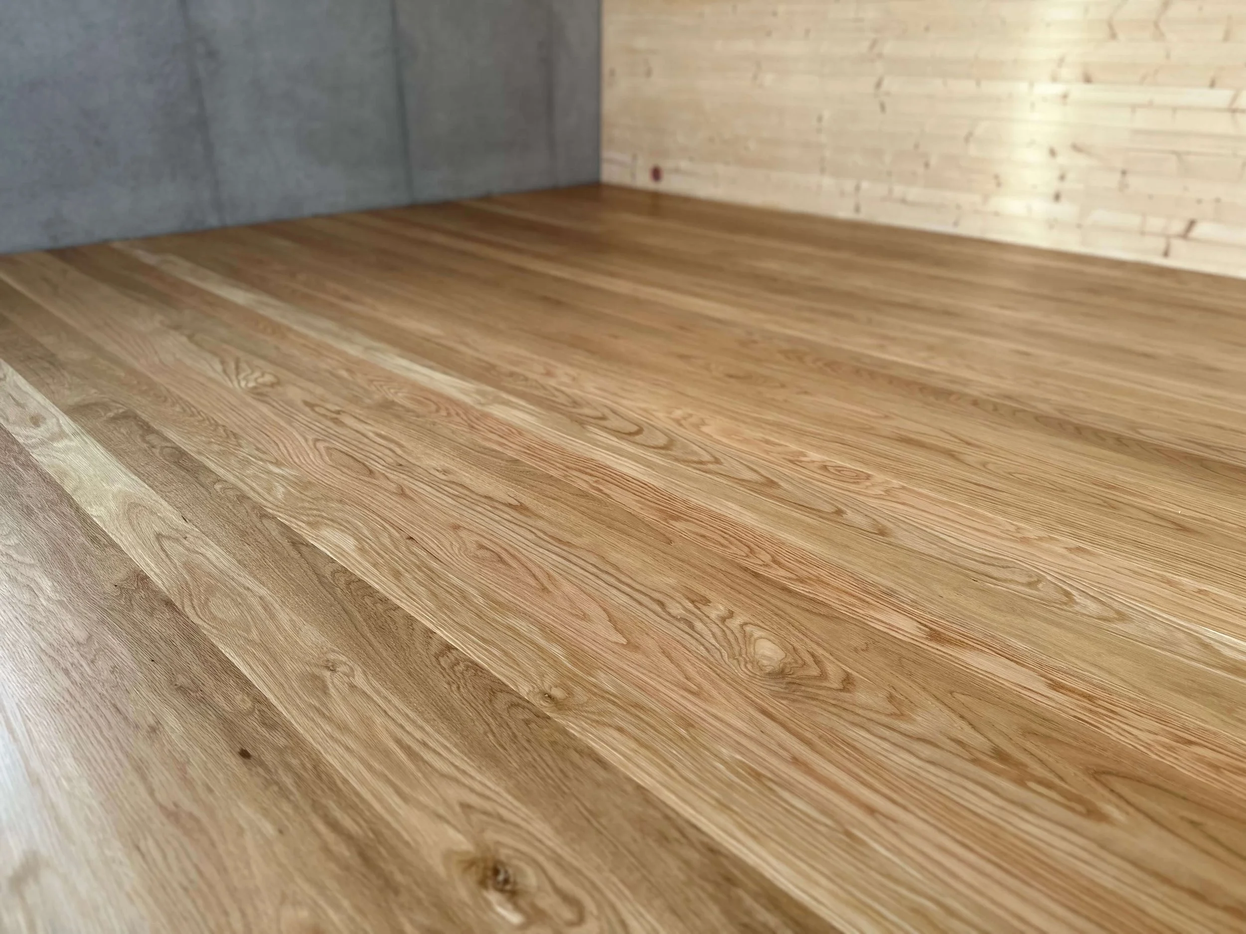 Parkett eller laminat - Hva er forskjellene? — Kongelige Gulv