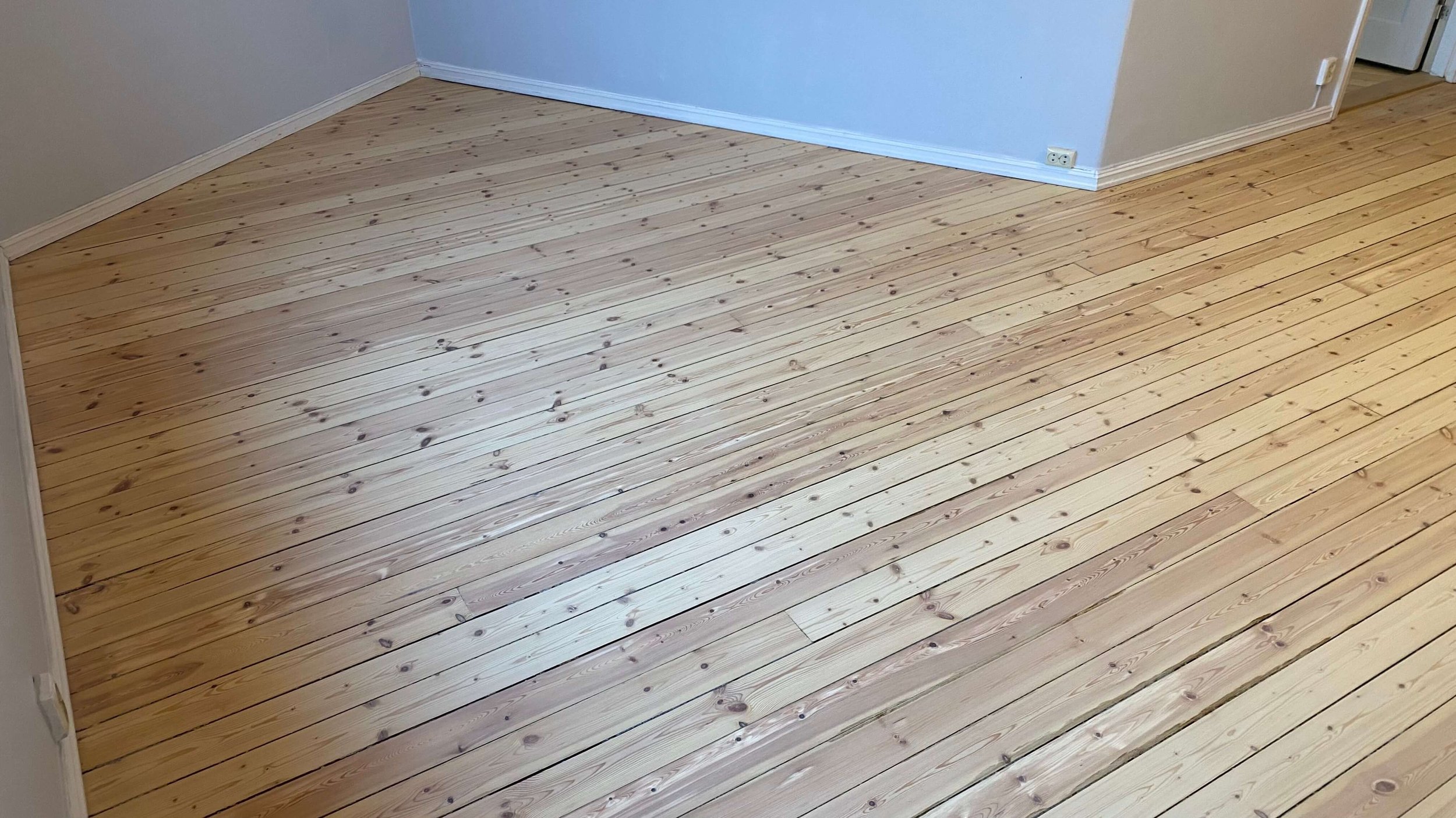 Parkett eller laminat - Hva er forskjellene? — Kongelige Gulv