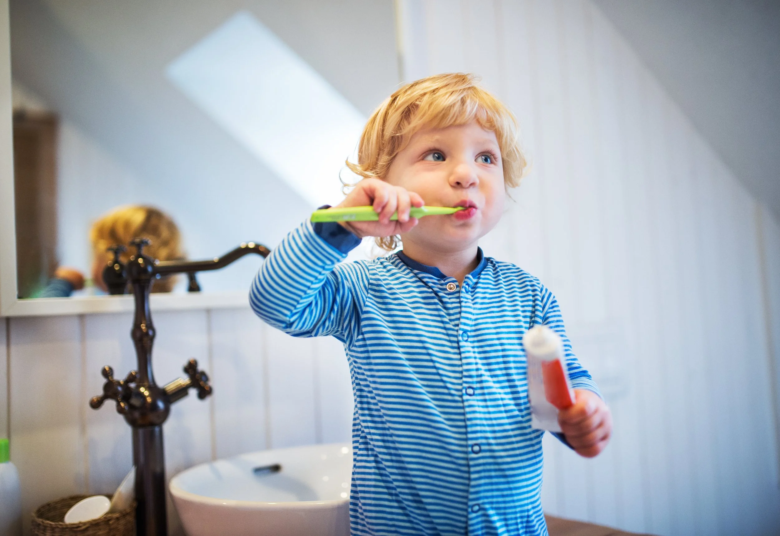 Teach Your Toddler To Follow Simple 1 Step Instructions Toddler Talk