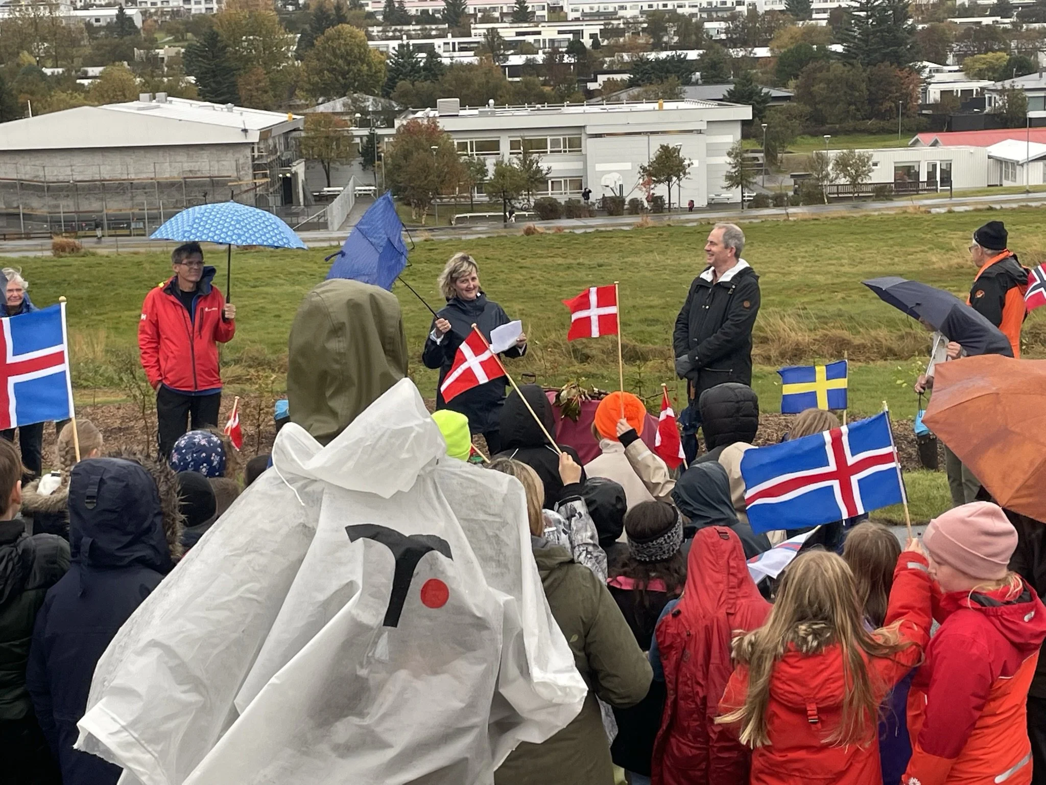 Vígsla norræns vinalundar — Norræna félagið