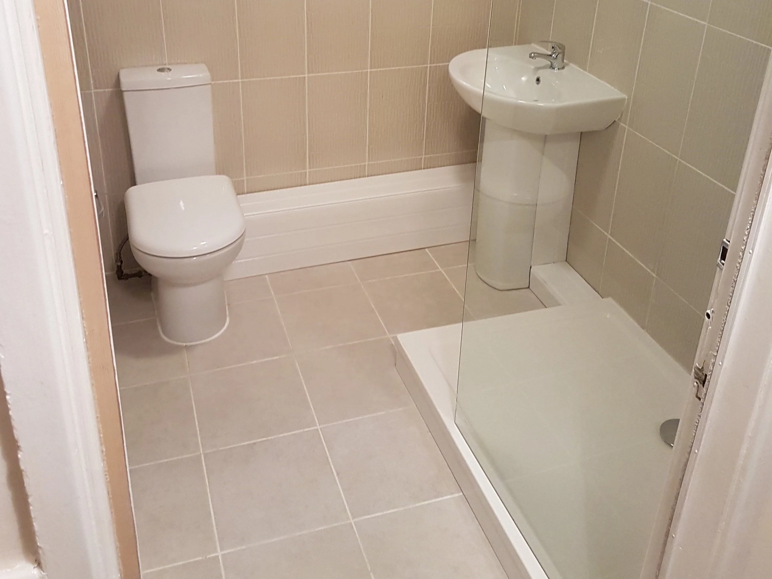 Professional Bathroom Tiling Cannock | Indalo Pro-Tiling