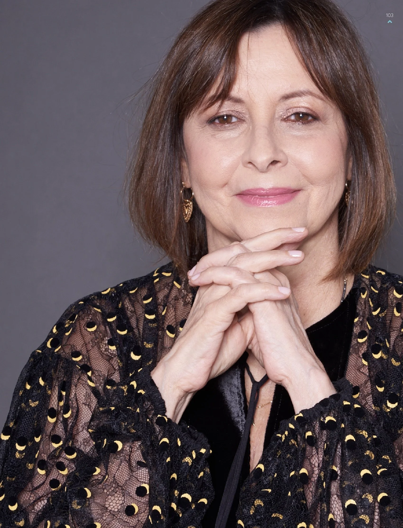 Carla Pernambuco — Carlota